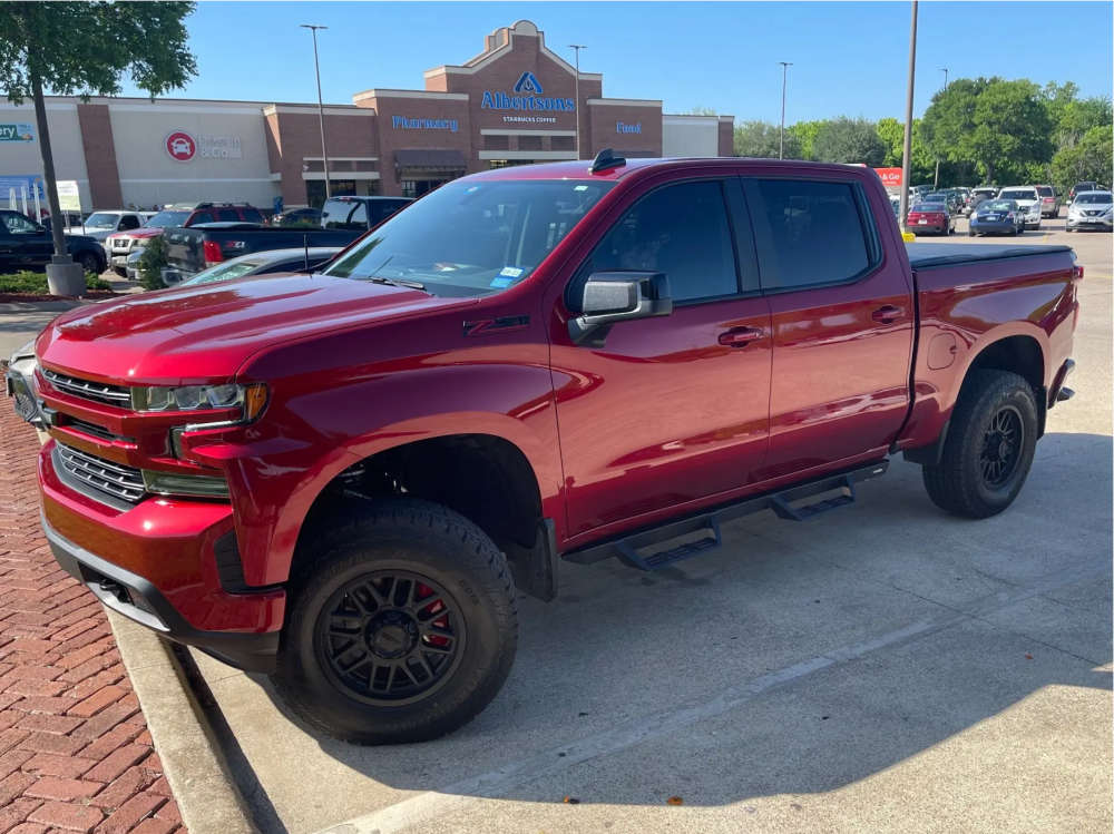 2021 Chevrolet Silverado 1500 with 18x9 12 Ultra Butcher and 35/12.5R18 ...