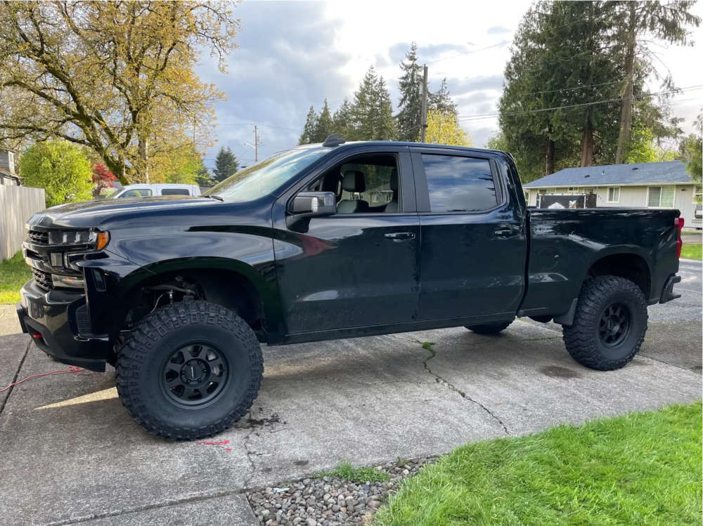 2020 Chevrolet Silverado 1500 with 17x8.5 0 Method Grid and 37/12.5R17 ...