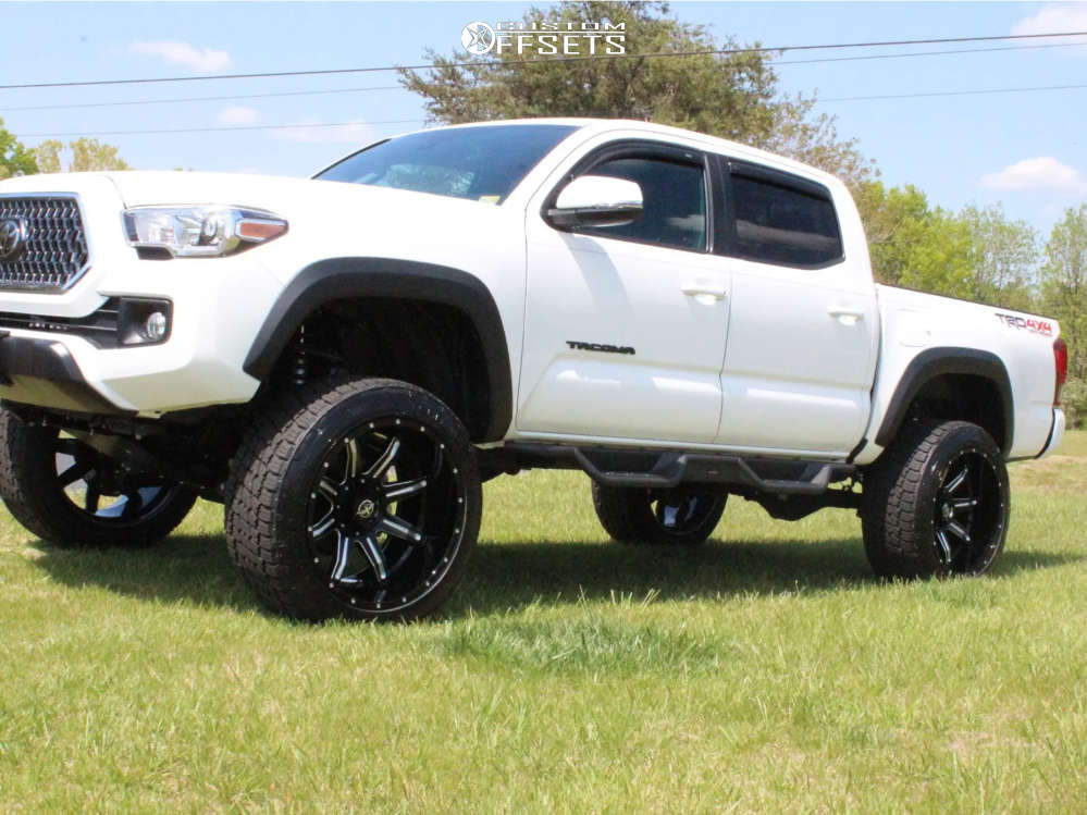 2019 Toyota Tacoma with 22x12 -44 XF Offroad Xf-215 and 33/12.5R22 ...