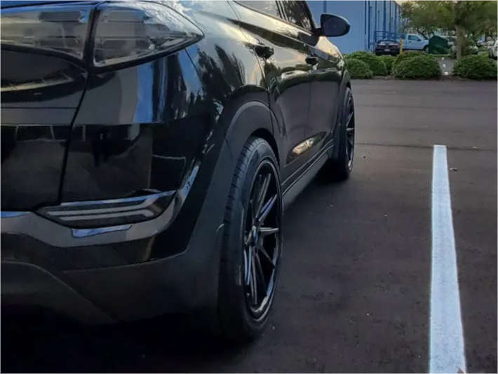 2017 Hyundai Tucson with 20x9 35 Rohana RC10 and 245/45R20 Vercelli ...