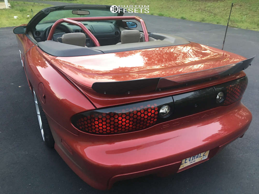 1998 Pontiac Firebird with 19x8.5 35 Aodhan Aff7 and 245/35R19 Delinte ...