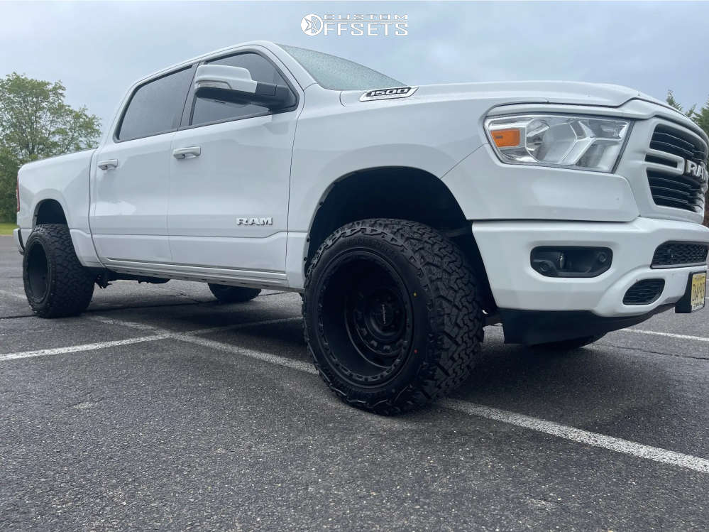 2019 Ram 1500 with 20x12 -44 Vision Tactical and 33/12.5R20 Venom Power ...