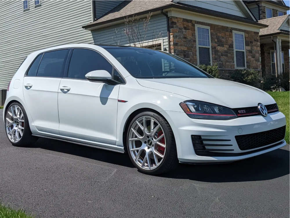 2017 Volkswagen GTI with 19x8.5 45 VMR V810 and 235/35R19 General G-max ...