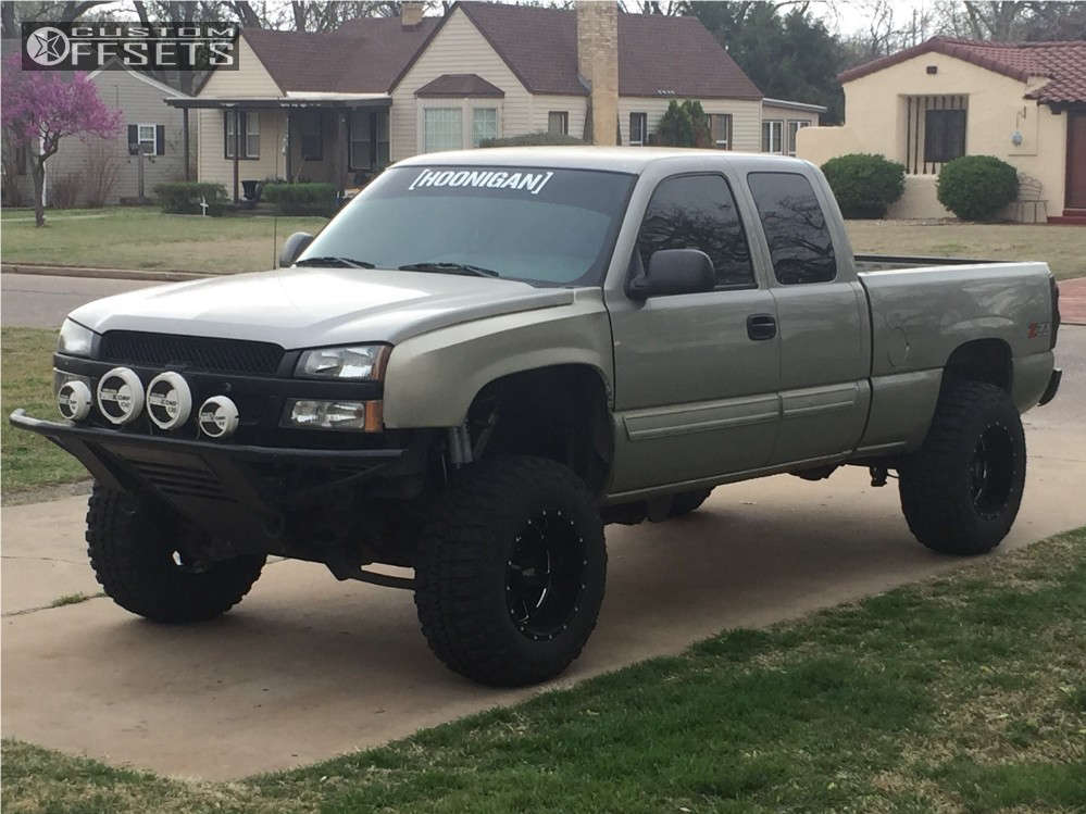 2004 Chevrolet Silverado 1500 with 18x12 -44 Moto Metal MO962 and 35/12 ...