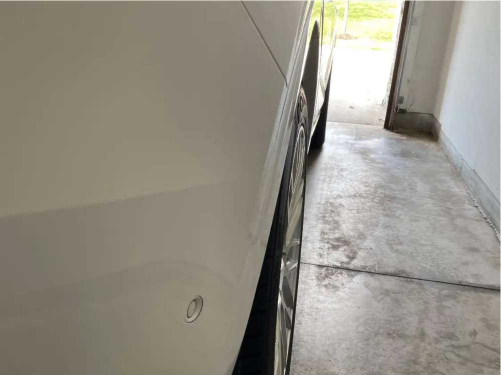 2022 Genesis GV70 with 20x8.5 32 Savini Bm13 and 255/45R20 Continental ...