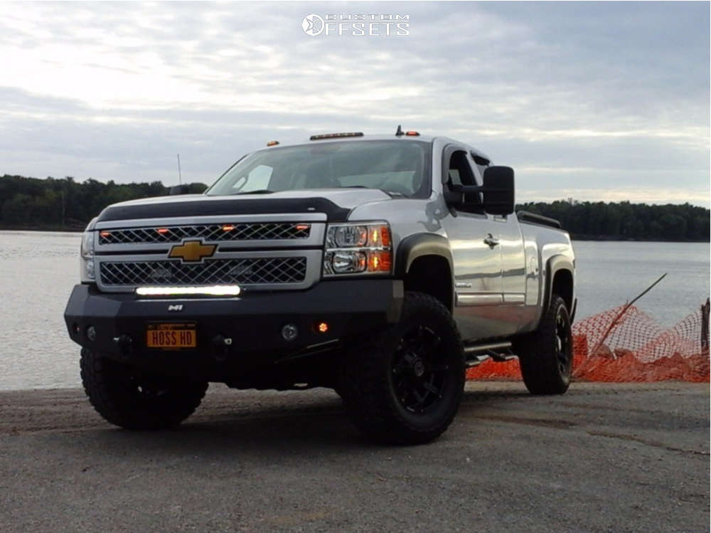 2012 Chevrolet Silverado 2500 HD with 18x9 18 Anthem Off-Road Defender ...