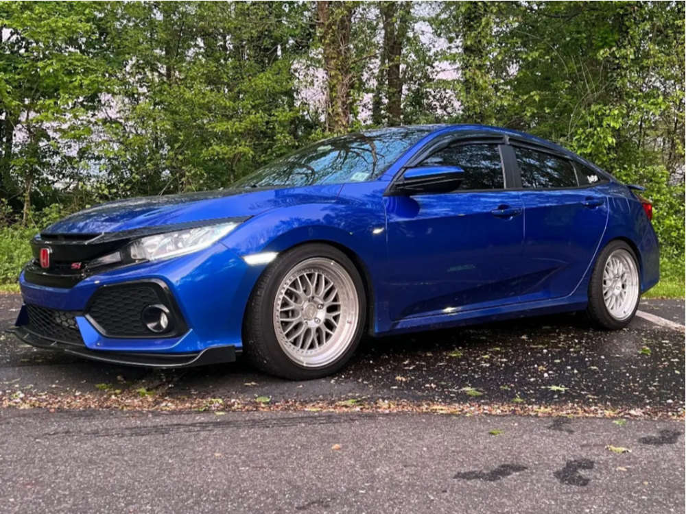 2019 Honda Civic with 18x8.5 30 ESR Sr01 and 235/40R18 Goodyear Eagle ...