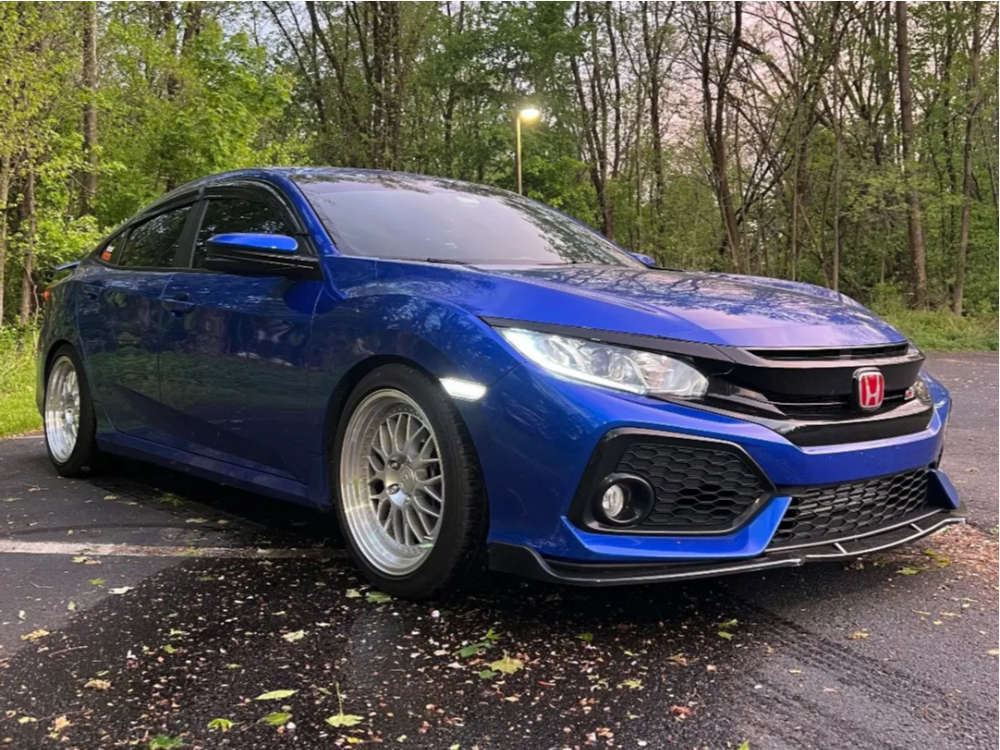 2019 Honda Civic with 18x8.5 30 ESR Sr01 and 235/40R18 Goodyear Eagle ...