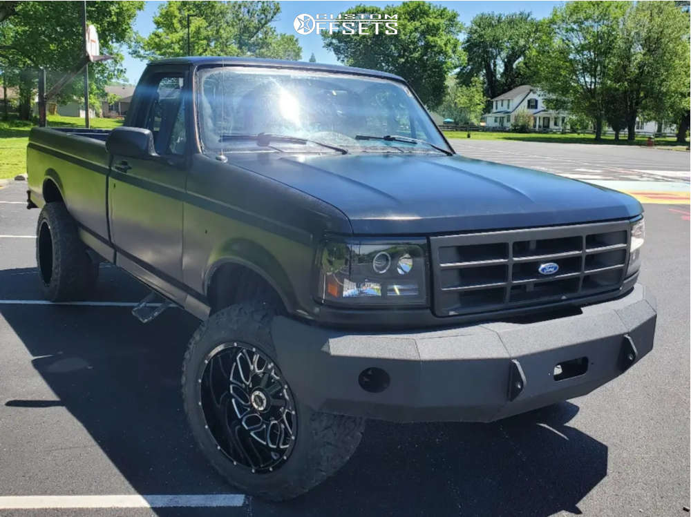 1995 Ford F-150 with 20x12 -51 Hardrock Destroyer and 33/12.5R20 Venom ...