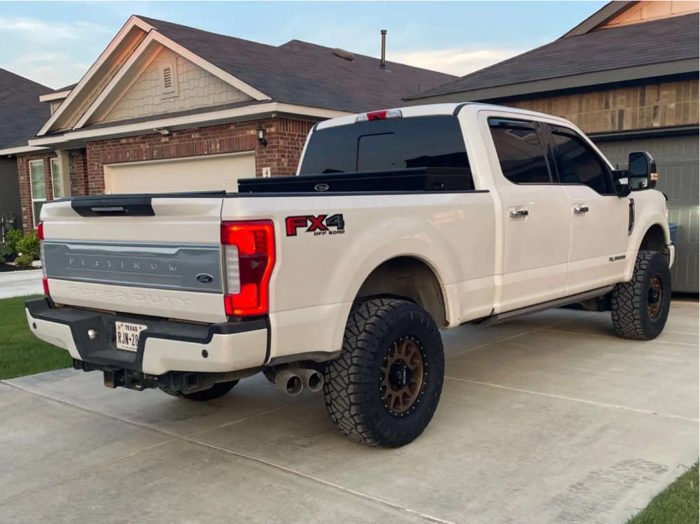 2017 Ford F-350 Super Duty with 18x9 18 Method Mr305 and 35/12.5R18 ...
