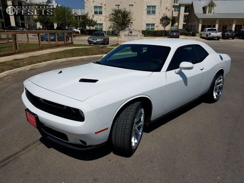 2017 Dodge Challenger with 22x9.5 15 Ferrada FR2 and 265/35R22 Nexen ...