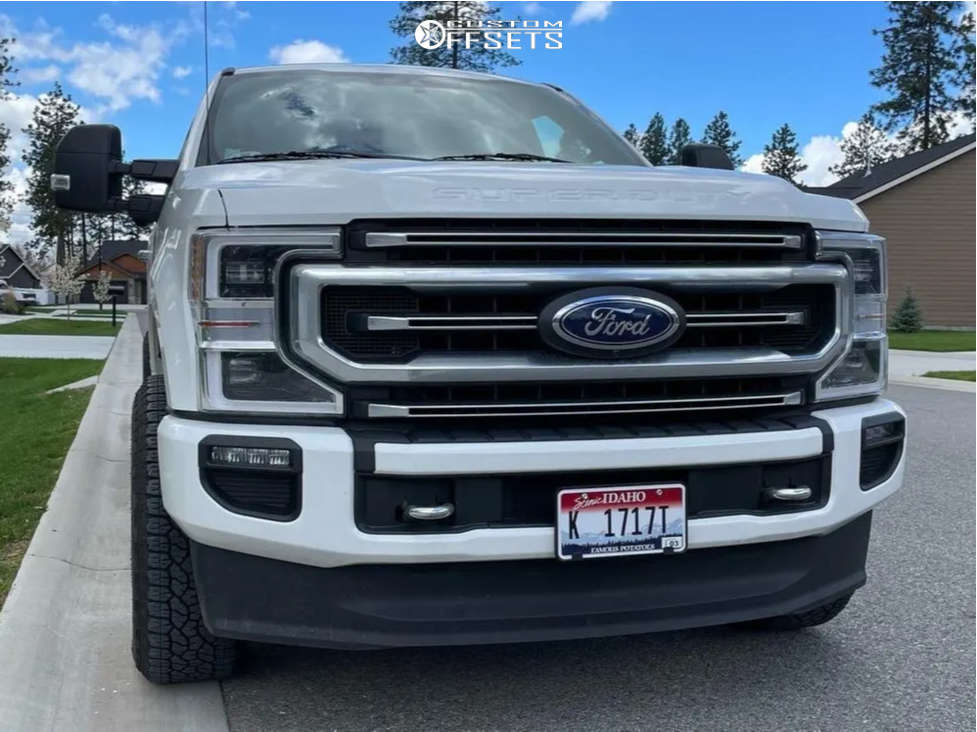 2020 Ford F-350 Super Duty with 20x9 Weld Off-Road Granada 8 and 275 ...
