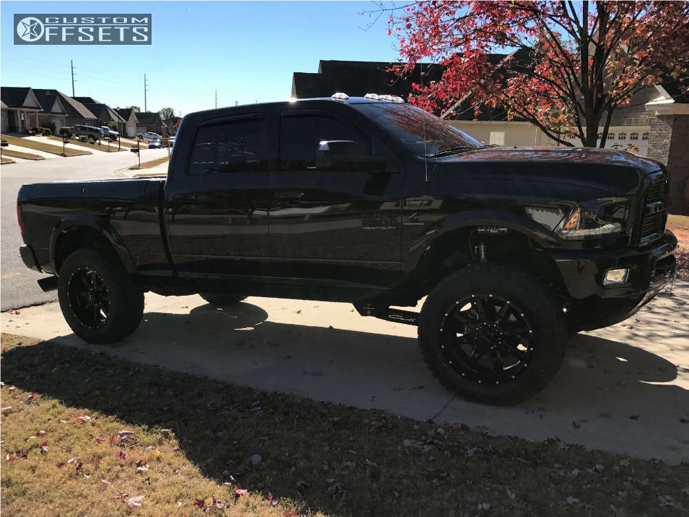 2015 Ram 2500 with 22x10 5 Tuff T15 and 37/12.5R22 Nitto Ridge Grappler ...