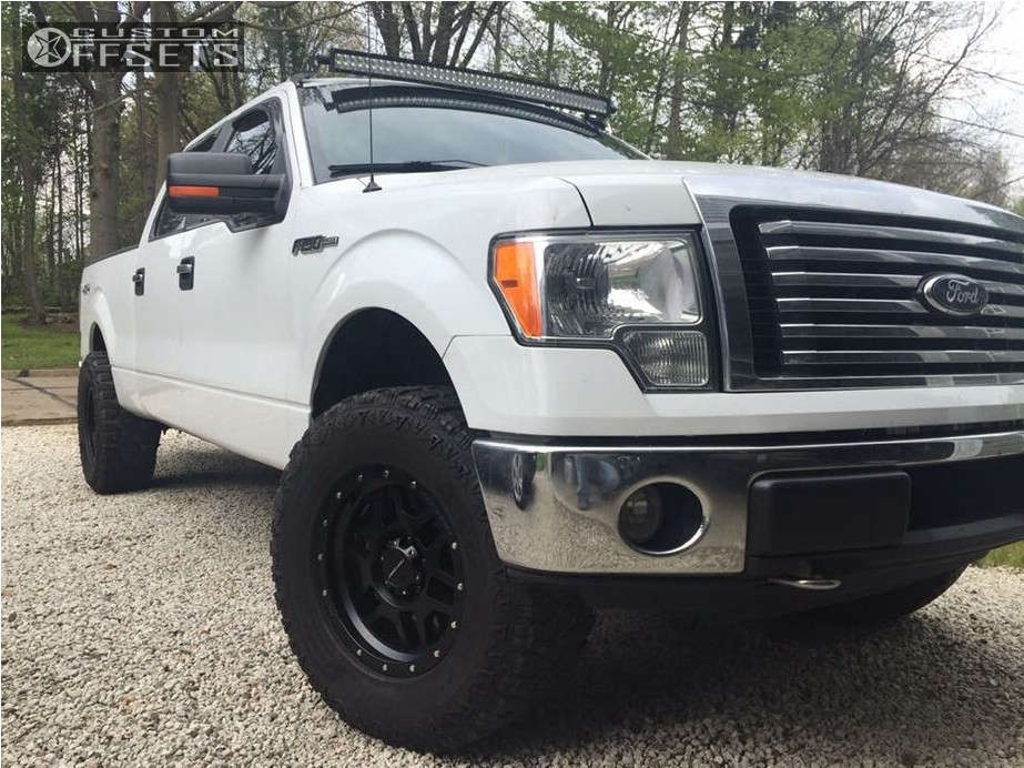 2010 Ford F-150 with 18x9 0 Pro Comp Series 41 and 35/12.5R18 Fierce ...