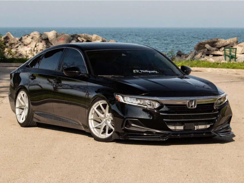 2022 Honda Accord with 19x9.5 35 Aodhan Aff7 and 245/35R19 Delinte D7 Thunder and Coilovers ...