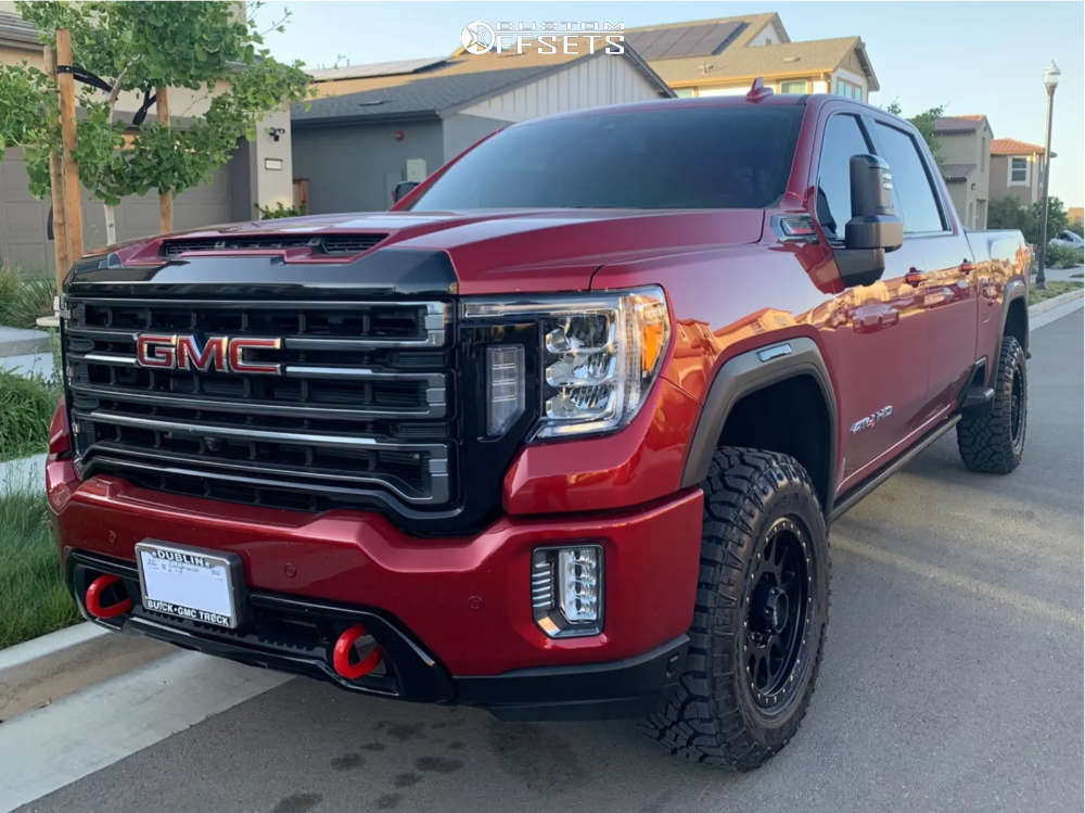 2022 GMC Sierra 2500 HD with 18x9 18 Method Mr305 and 275/70R18 ...