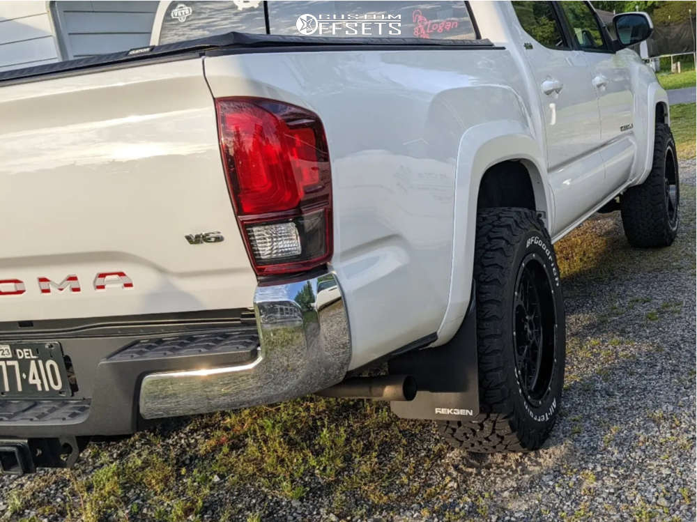 2018 Toyota Tacoma with 18x9 -12 Vision Rocker and 285/60R18 BFGoodrich ...