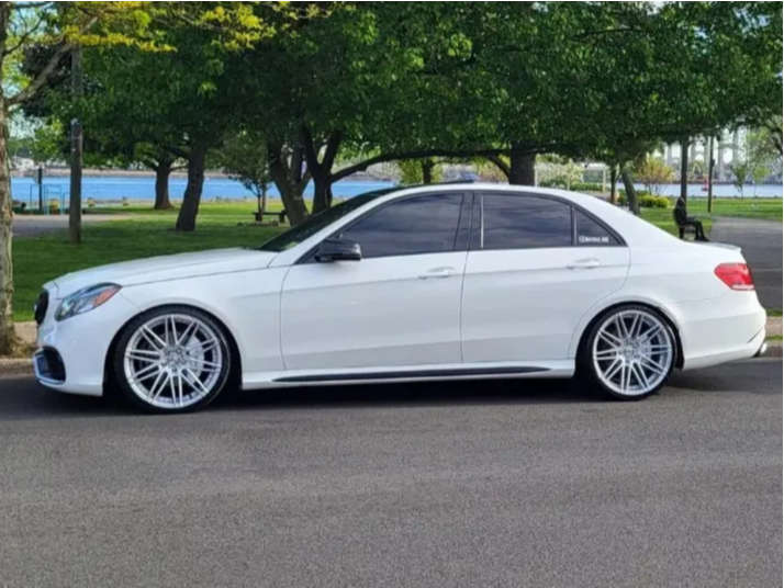 2016 Mercedes-Benz E350 with 20x9 35 Zenas Zw01 and 245/30R20 Ohtsu ...