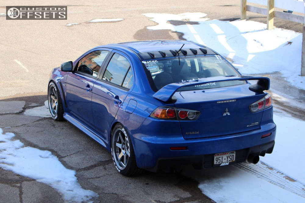 2015 Mitsubishi Lancer with 18x9.5 12 Varrstoen Es2 and 255/40R18 Nitto ...
