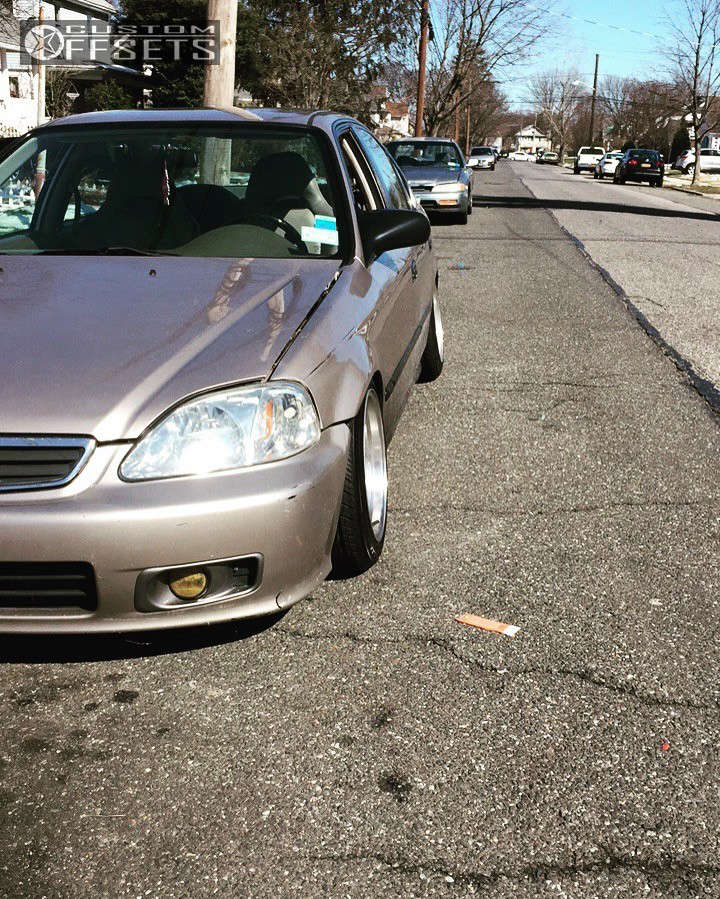 2000 Honda Civic with 15x8 25 AVID1 AV25 and 195/50R15 Kumho Ecsta and ...