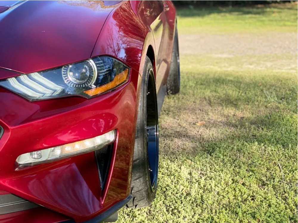 2019 Ford Mustang with 19x9.5 22 Aodhan Ds07 and 255/35R19 Firestone ...