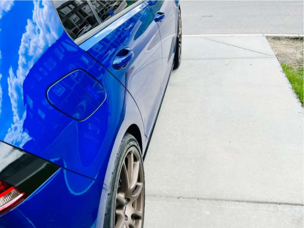 2019 Volkswagen Golf R with 19x8.5 45 Neuspeed Rse102 and 245/35R19 ...