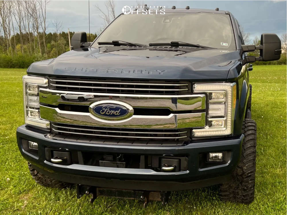 2019 Ford F-250 Super Duty with 22x10 -25 Hostile Fury and 33/12.5R22 ...