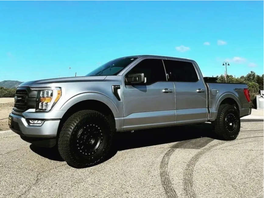 2021 Ford F-150 with 17x8.5 0 Method Mr315 and 285/75R17 Falken ...
