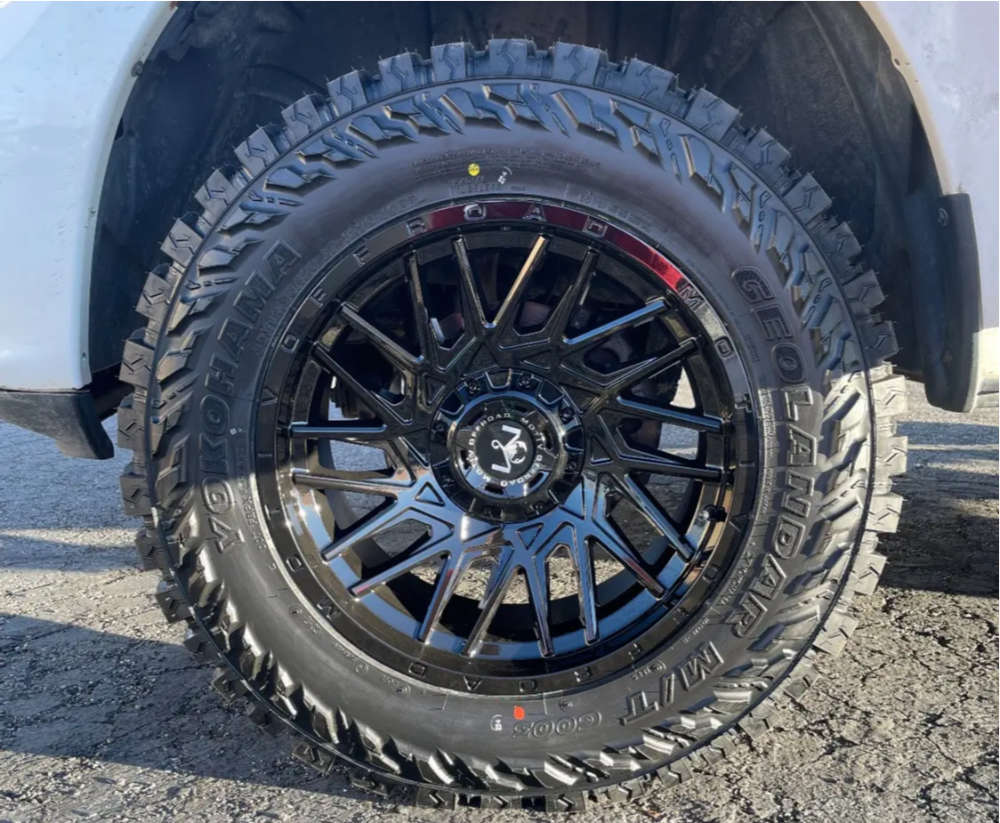 2014 Ram 1500 with 20x10 -25 Motiv Offroad Mutant and 35/12.5R20 ...