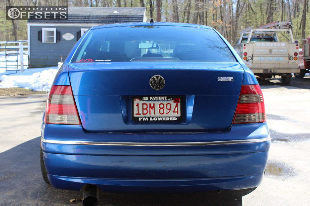 2001 Volkswagen Jetta with 17x8.5 40 ESM 004r and 215/45R17 Falken Ziex ...