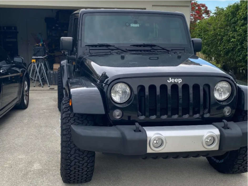 2014 Jeep Wrangler with 18x9 12 Vision Rocker and 35/12.5R18 BFGoodrich ...