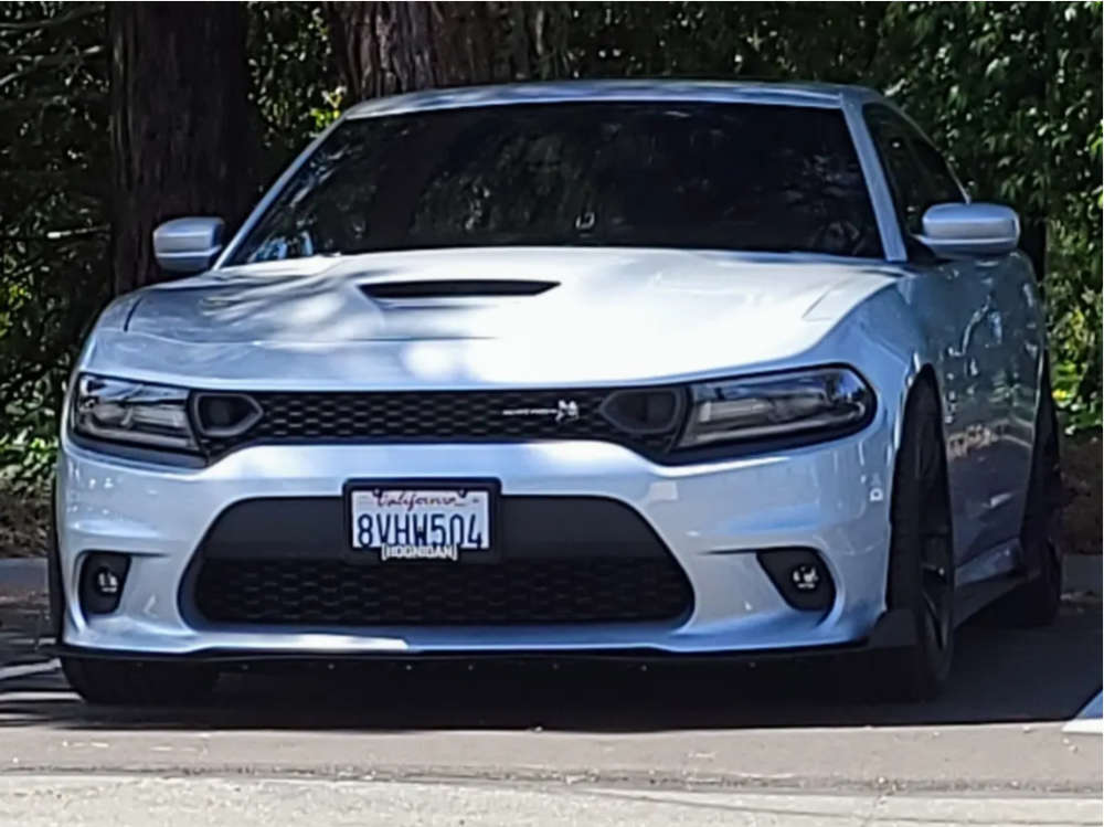 2019 Dodge Charger with 20x9.5 12 MRR M392 and 275/40R20 General G-max ...