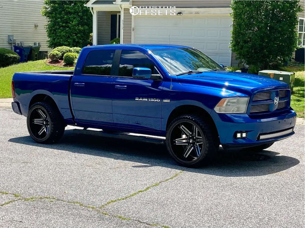 2011 Ram 1500 with 24x12 -51 Vision Razor and 33/12.5R24 Haida Hd878 Rt ...