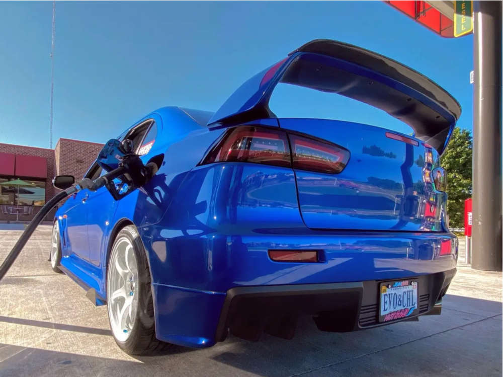 2015 Mitsubishi Lancer with 18x9.5 22 Gram Lights 57dr and 255/35R18 ...