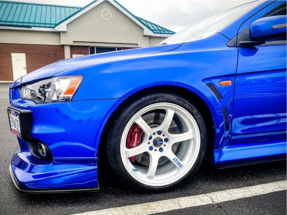 2015 Mitsubishi Lancer with 18x9.5 22 Gram Lights 57dr and 255/35R18 ...