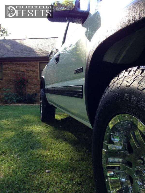 2000 Chevrolet Silverado 1500 with 17x9 -12 Moto Metal MO951 and 295 ...