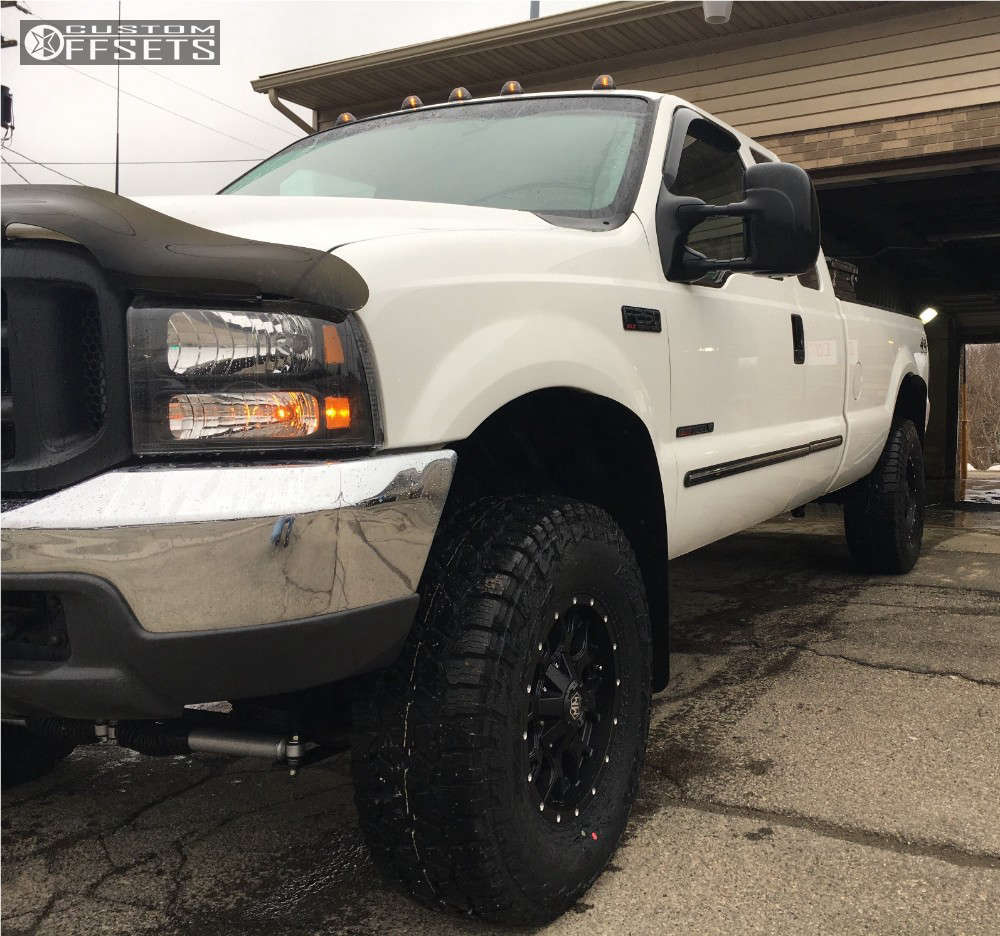 2000 Ford F-250 Super Duty with 17x9 -12 Mayhem Warrior and 35/12.5R17 ...