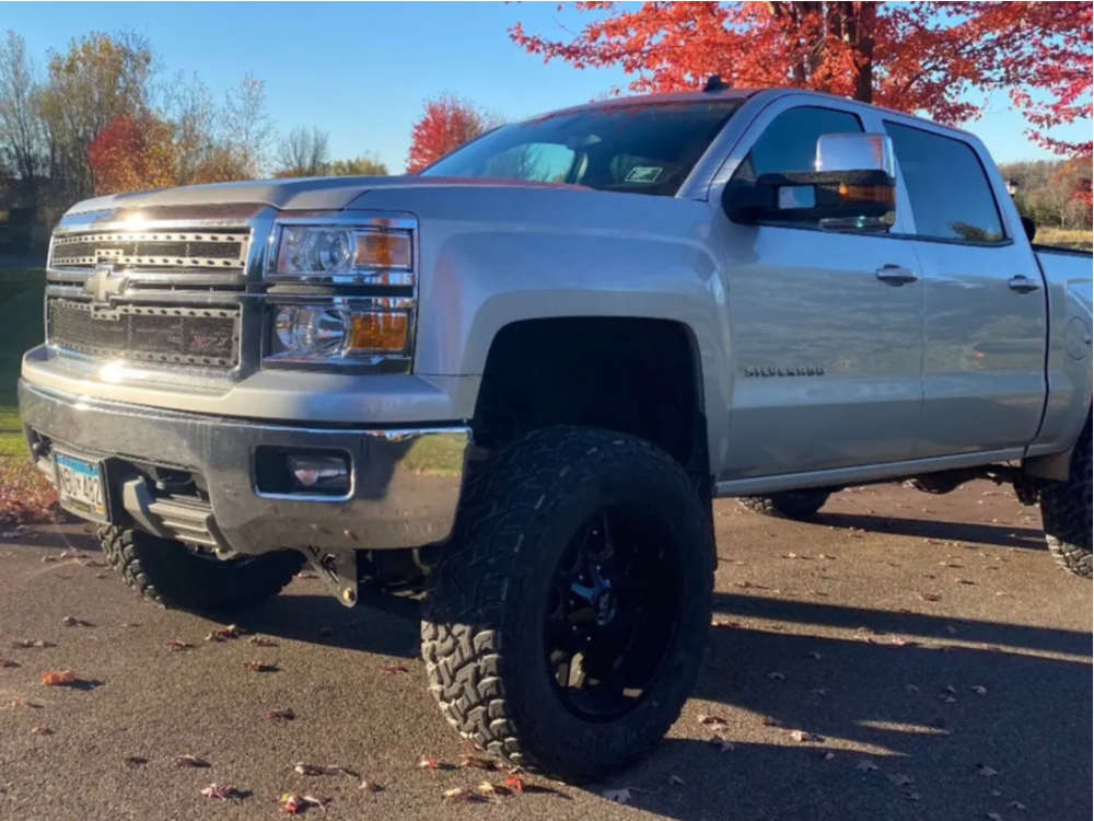 2014 Chevrolet Silverado 1500 with 20x10 -19 Hardrock Gunner and 35/12 ...