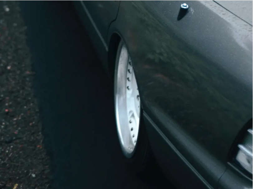 1995 Lexus LS400 with 18x9.5 22 OZ Racing Opera 2 and 225/35R18 ...