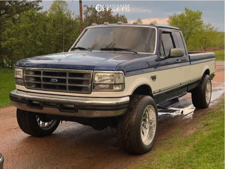 1997 Ford F-250 with 22x12 -51 Cali Offroad Purge and 305/50R22 Nitto ...