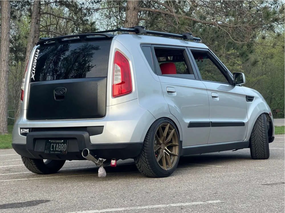 2010 Kia Soul with 18x8.5 35 XXR 559 and 225/40R18 Riken Raptor and ...