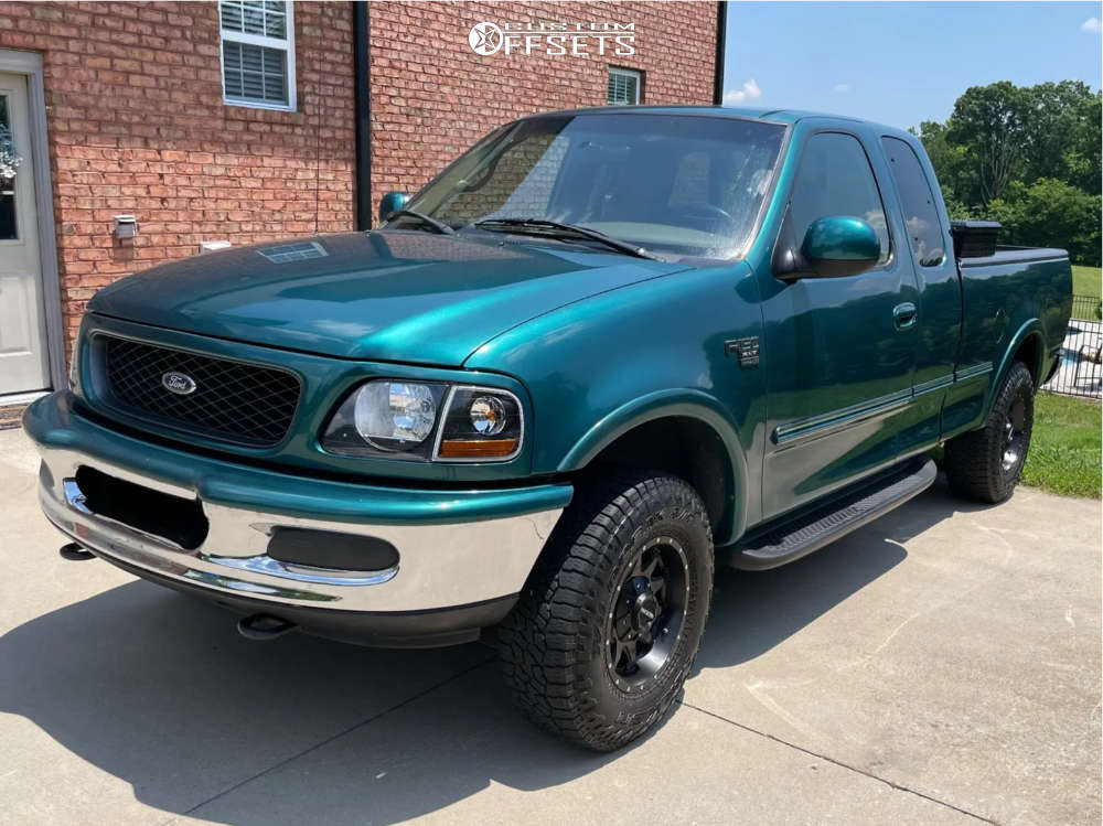 1998 Ford F-150 with 16x8 0 Raceline Shift and 265/75R16 Falken ...