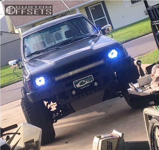 1988 Toyota 4Runner with 15x10 -45 Mickey Thompson Classic Iii and 33/ ...