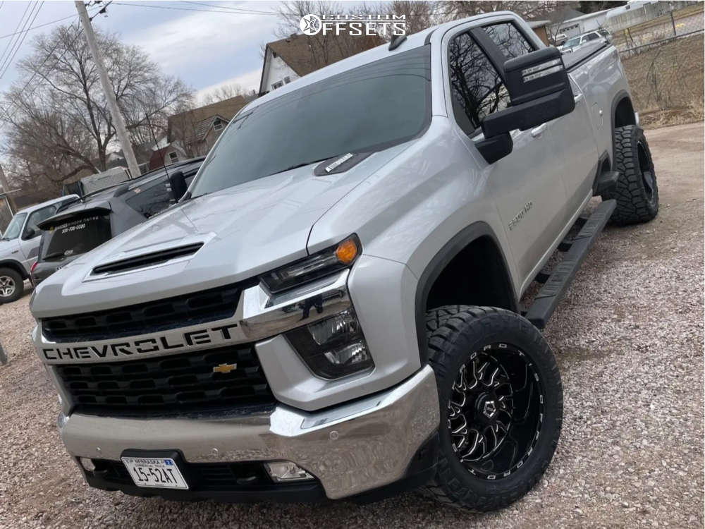 2021 Chevrolet Silverado 2500 HD with 20x10 -25 TIS 544MB and 33/12 ...