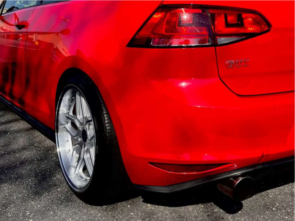 2016 Volkswagen GTI with 18x9.5 35 ESR Cs15 and 225/40R18 Continental ...