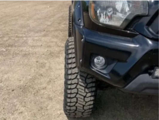 2013 Toyota Tacoma with 20x10 -25 Vision Brawl and 35/12.5R20 Radar ...