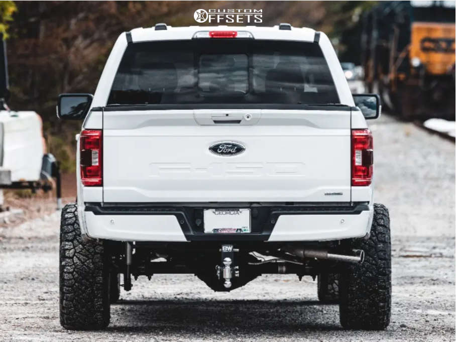 2021 Ford F-150 with 22x12 -44 Hostile Reaper and 35/12.5R22 Nitto ...