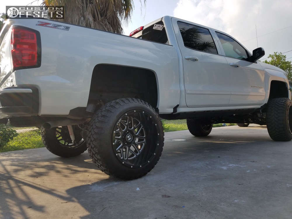 2017 Chevrolet Silverado 1500 with 22x14 -76 Hostile Sprocket and 35/12.5R22 RBP Repulsor MT and ...