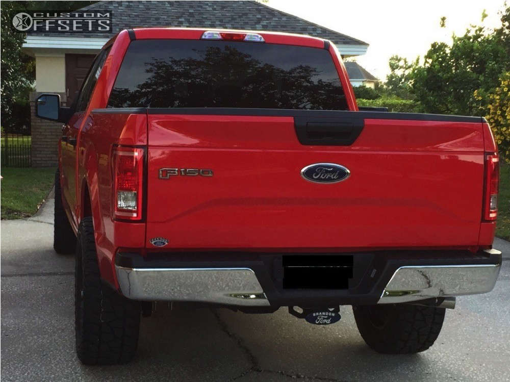 2016 Ford F-150 with 20x9 18 Moto Metal MO970 and 305/55R20 Mickey ...