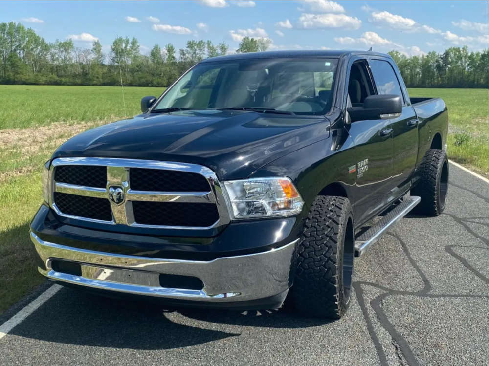 2020 Ram 1500 Classic with 22x12 -51 ARKON OFF-ROAD Alexander and 33/12 ...
